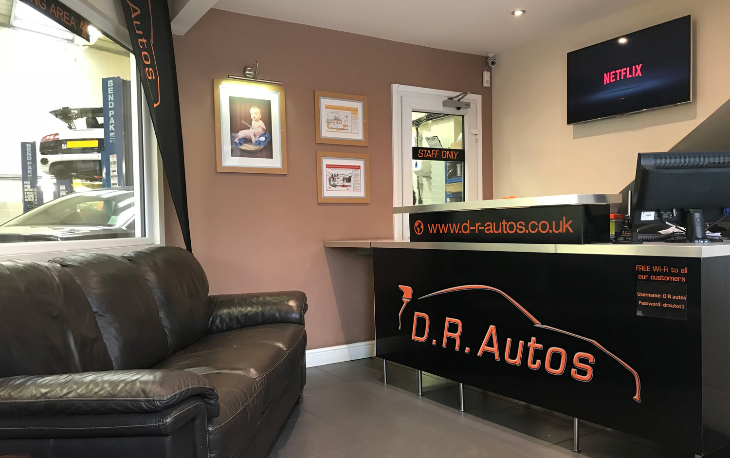 Contact, Opening Hours & Directions - D.R.Autos ltd | Bishops Stortford